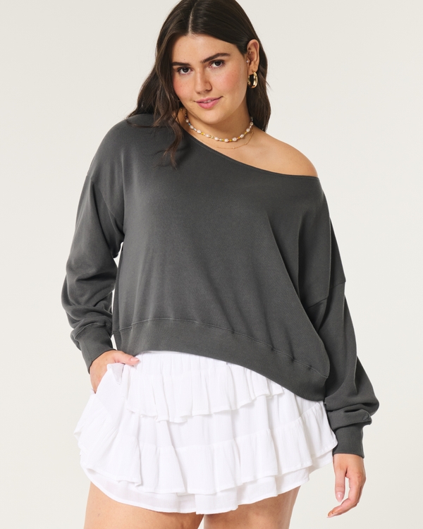 Womens Crew Neck Sweatshirts - Plain & Graphic | Hollister Co.
